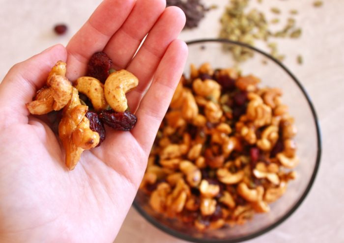 Maple Roasted Cashew Trail Mix (Gluten Free, Dairy Free, Paleo) | Crohn ...